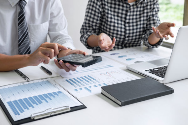 8 Keunggulan Menggunakan Program Akuntansi Komputer