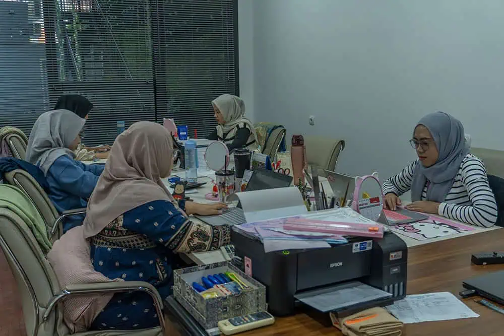 Beepos Bantu Nasi Mandhi BosGil Efisien dan Terintegrasi - Bee.id